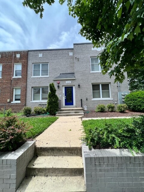 5328 4th St NW Unit 2, Washington, DC 20011 - Condo for Rent in ...