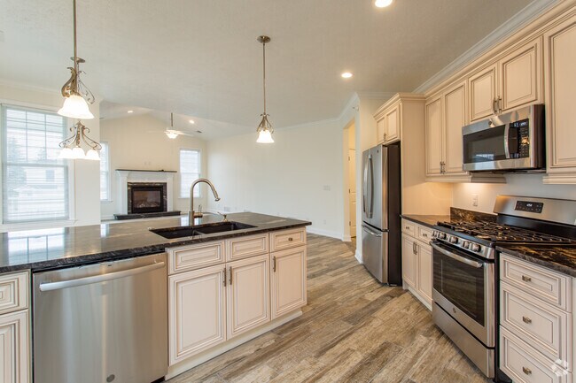 The Pointe at Adams Ridge Apartments - Mars, PA | Apartments.com