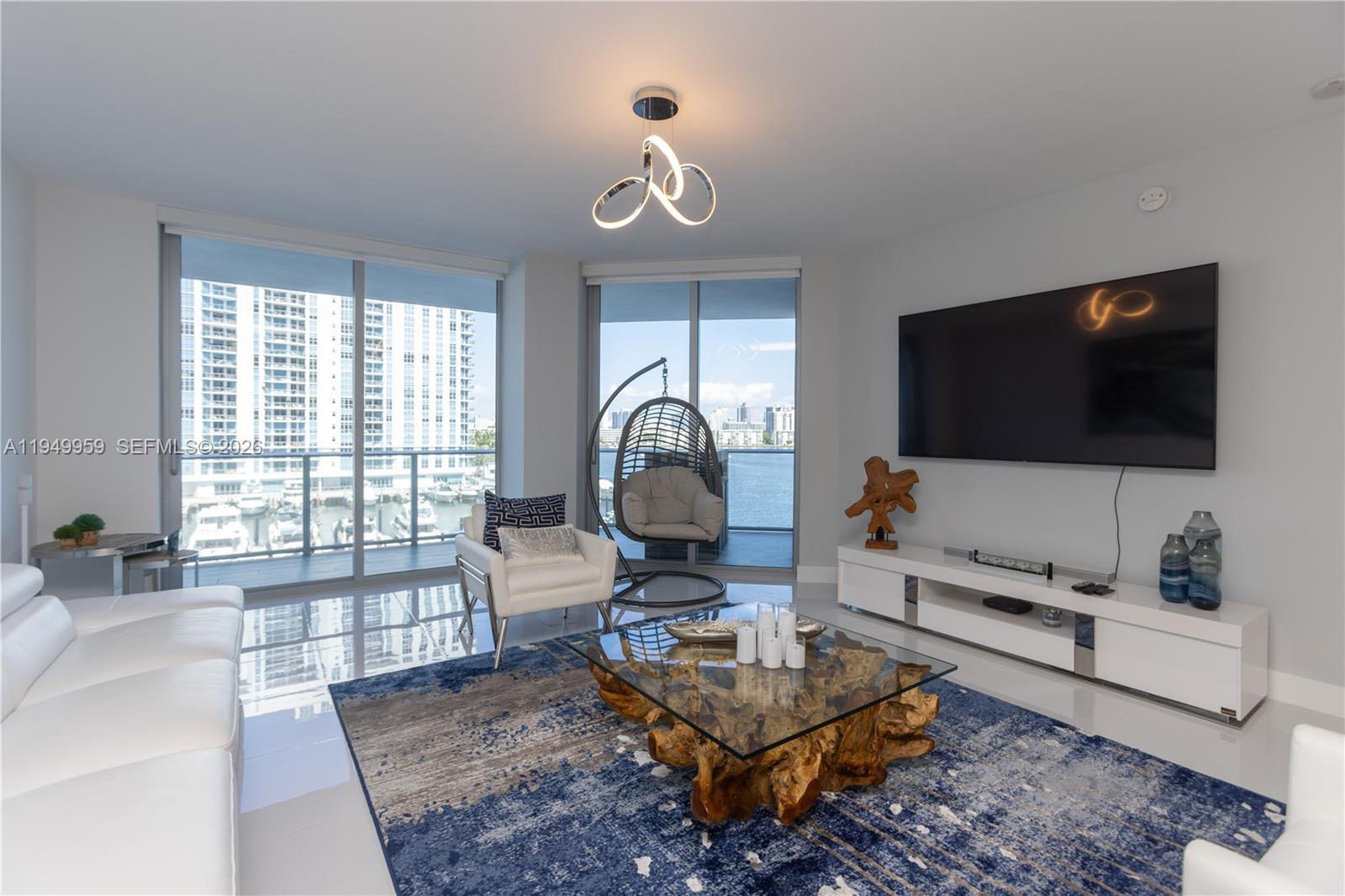17111 Biscayne Blvd Unit 505, North Miami Beach, FL 33160 - Room for ...