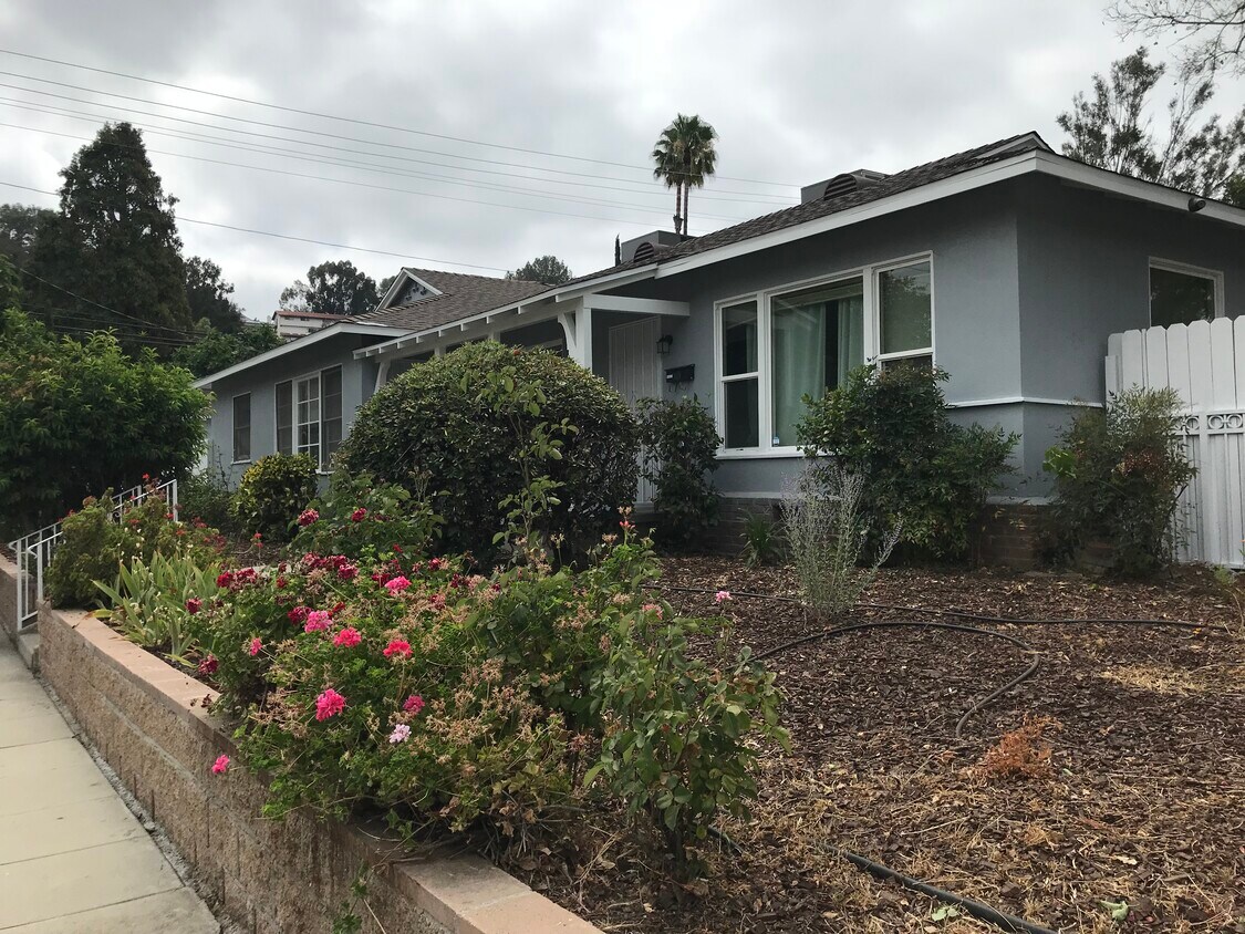 21926 Celes St, Woodland Hills, CA 91364 - House Rental in Woodland ...