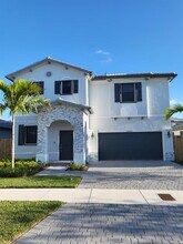 Chateau Royal Estates Gated Apartments for Rent - Homestead, FL ...