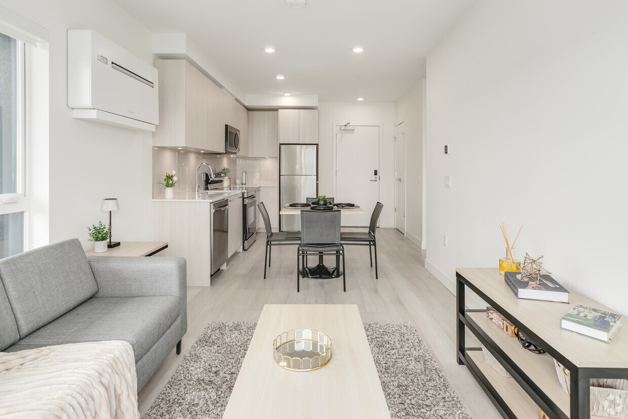 University Heights Apartments - 3980 Shelbourne St Victoria, BC ...
