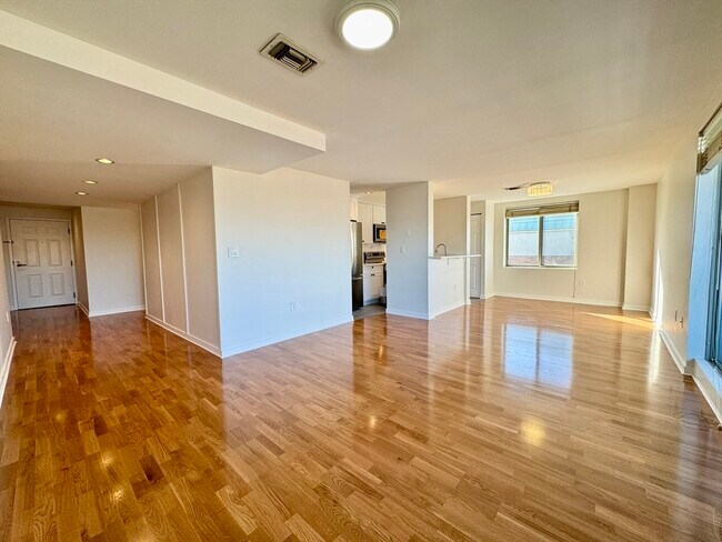 183 Oak St Unit 501, Newton, MA 02464 - Condo for Rent in Newton, MA ...