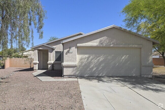 The Crossing at Riverbend Apartments under $800 - Tucson, AZ - Updated ...