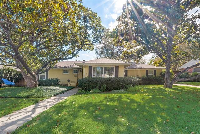 3652 Warick Dr, Dallas, TX 75229 - House Rental in Dallas, TX ...