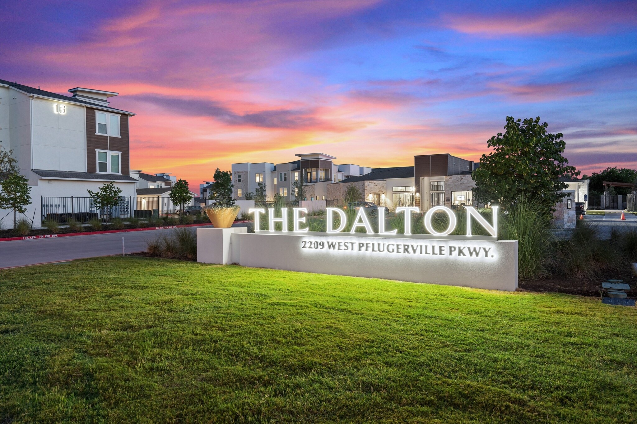 Dalton Austin Residences - 2209 W Pflugerville Pky Pflugerville, TX ...