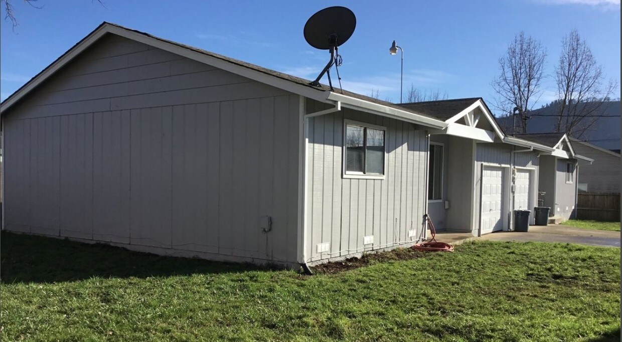 184 SE Gregory Dr, Winston, OR 97496 - 184 SE Gregory Dr Winston, OR ...