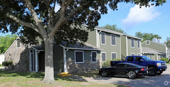 Mosswood Apartment Homes - Apartments in Victoria, TX | Apartments.com