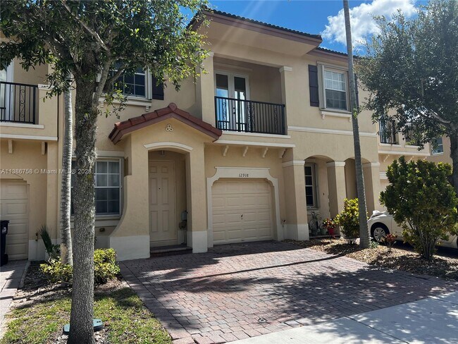 12918 SW 135th Terrace, Miami, FL 33186 - Townhome Rentals in Miami FL ...
