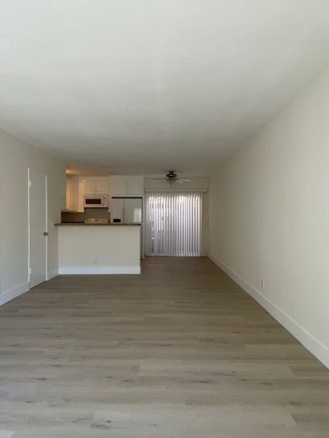 2835 E 5th St Unit #3, Long Beach, CA 90814 - Room for Rent in Long ...