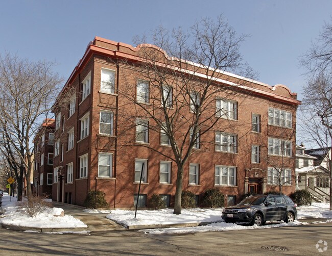 Vintage Condos Apartments - Chicago, IL | Apartments.com