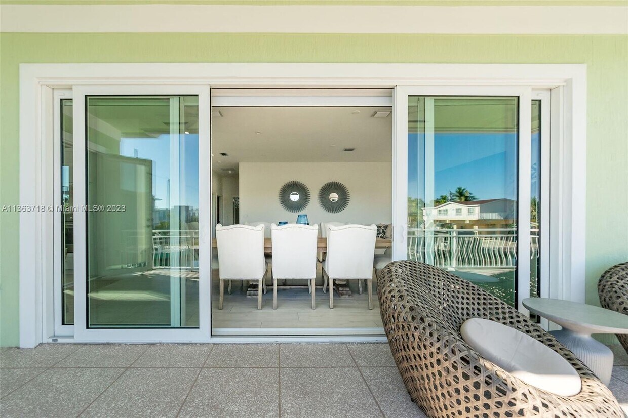 470 Big Pine Rd, Key Largo, FL 33037 - House Rental in Key Largo, FL ...