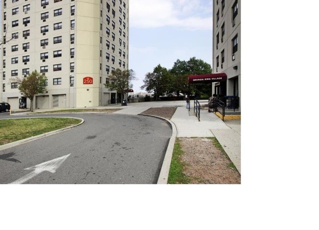 Georgia King Village Apartments - Newark, NJ | Apartments.com