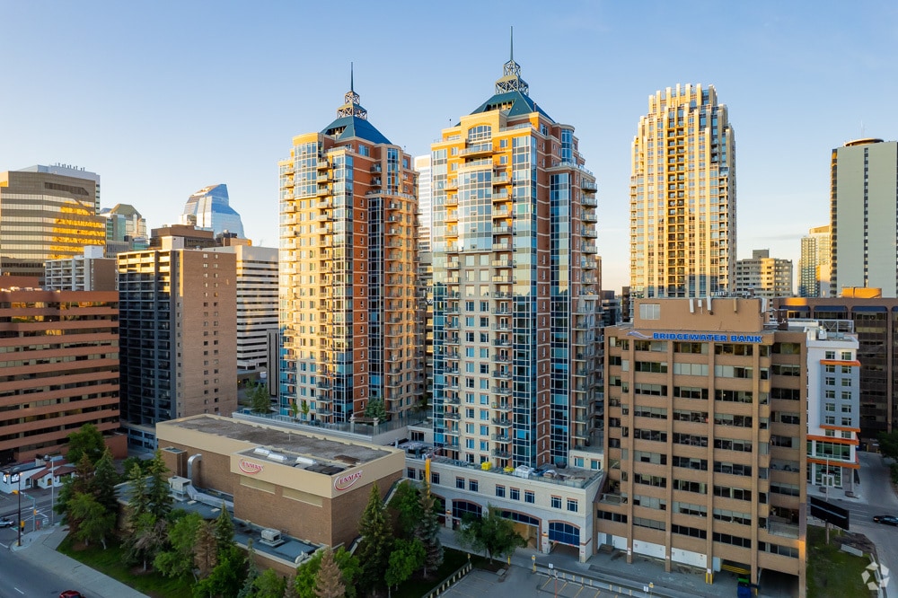 Five West Condos Apartments - 910-920 5th Ave Sw Calgary, AB ...