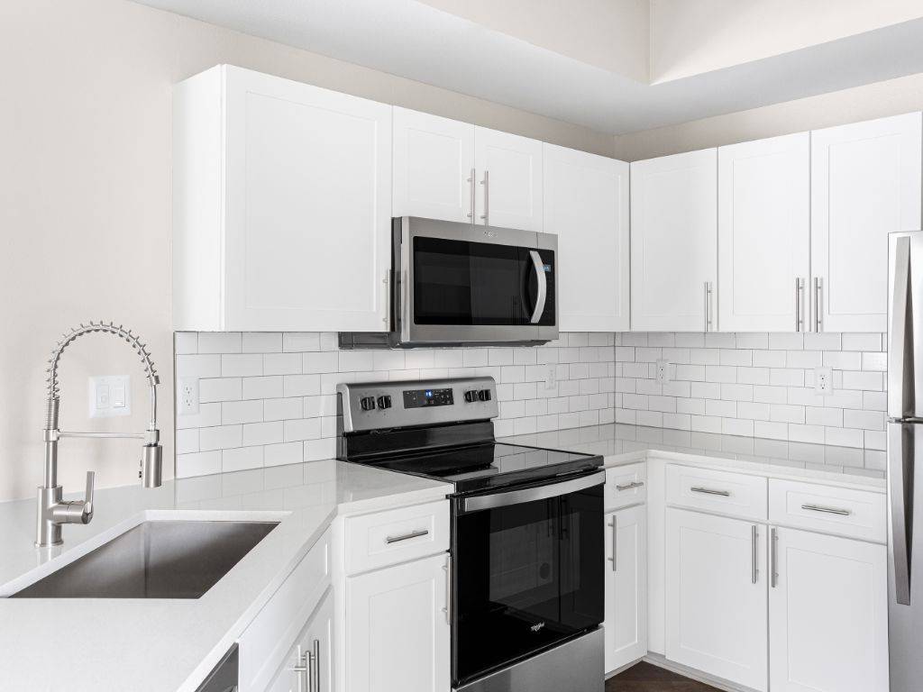 Timucuan Lakeside at Town Center - 10135 Gate Pky N Jacksonville, FL ...