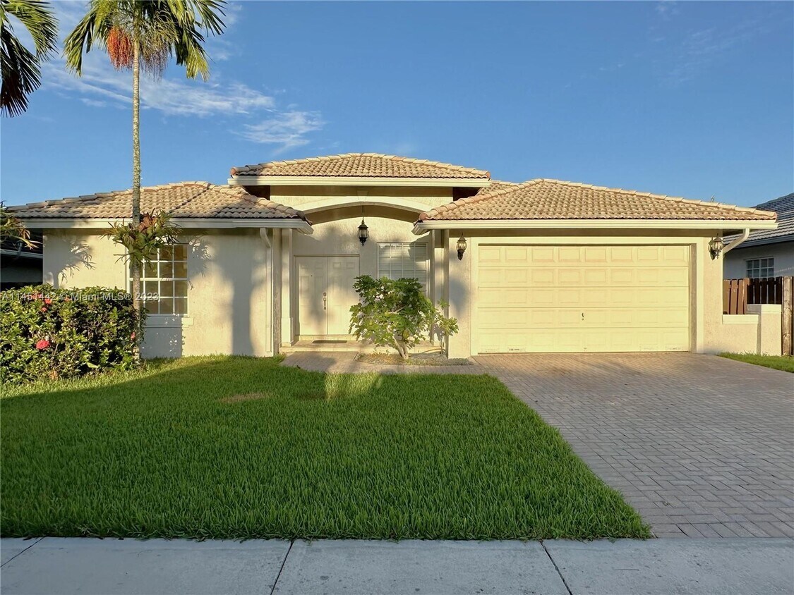 10054 SW 159th Ave, Miami, FL 33196 - House Rental in Miami, FL | Apartments.com