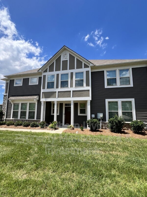 5706 Lachlan Hill Ln, Charlotte, NC 28278 - Townhome Rentals in ...