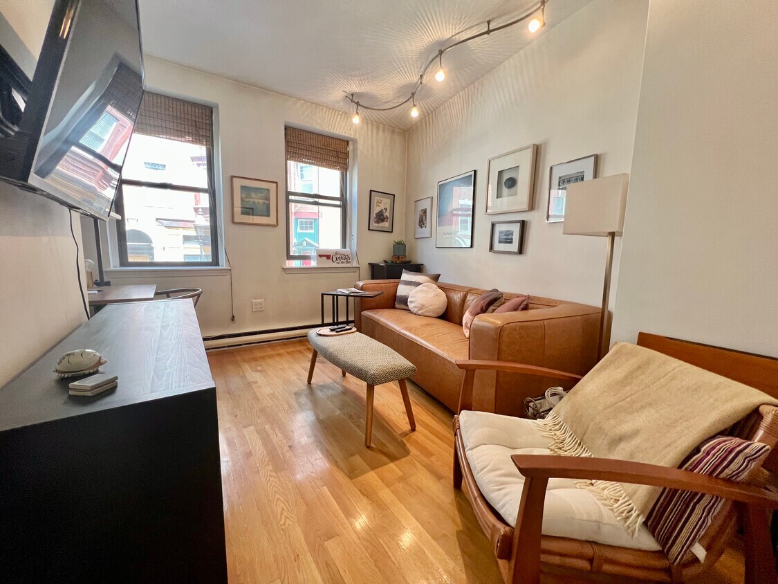 22 Cooper St Unit 2, Boston, MA 02113 - Condo for Rent in Boston, MA ...