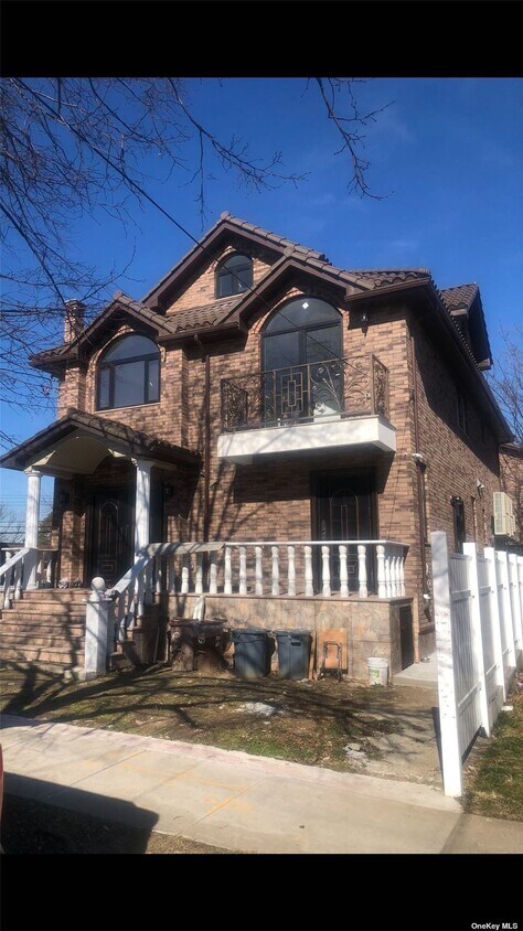 145-03 22nd Ave, Queens, NY 11357 - House Rental in Queens, NY ...