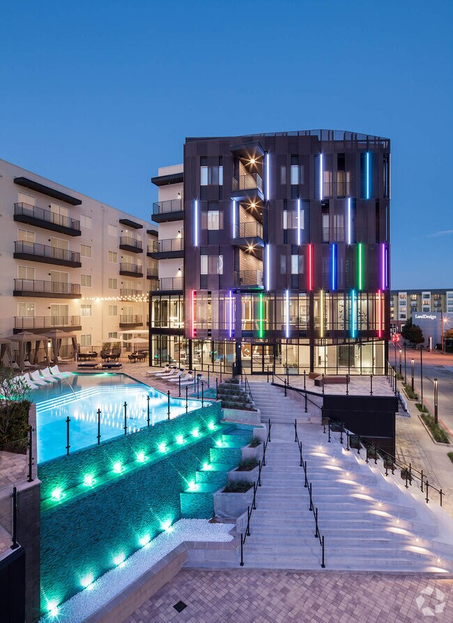 Dallas Midtown Apartments for Rent with High Ceilings - Dallas, TX ...