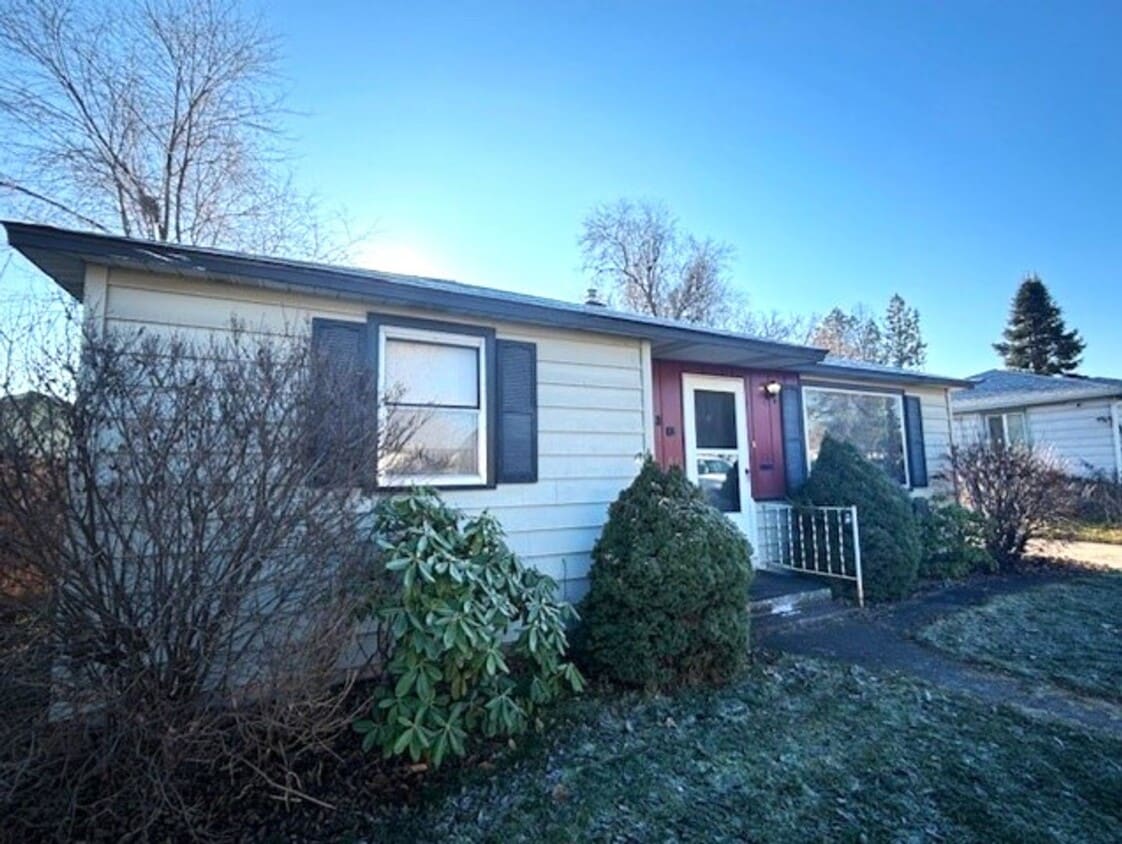 1318 E Central Ave, Spokane, WA 99208 - House Rental in Spokane, WA ...