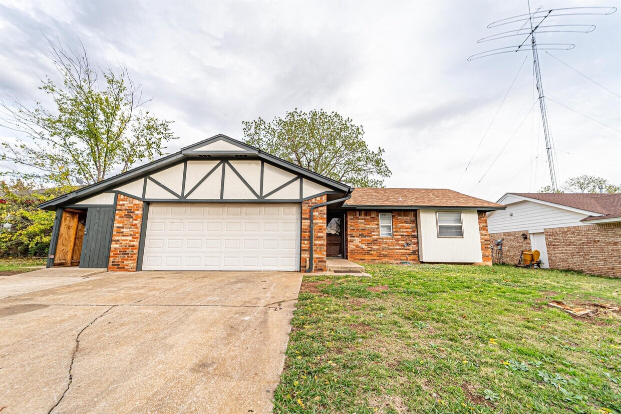 1625 Rolling Stone Dr, Norman, OK 73071 - House Rental in Norman, OK | Apartments.com