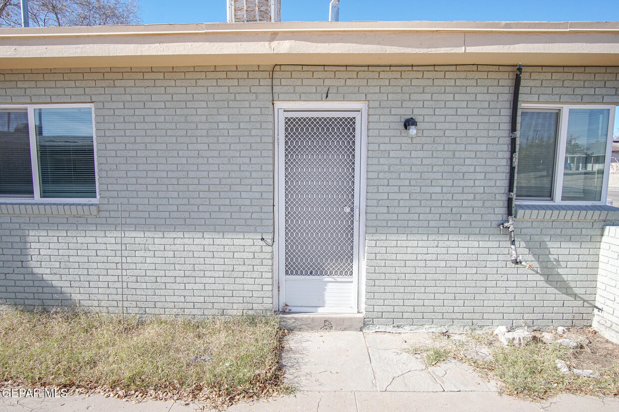 1317 St Johns Dr Unit 1, El Paso, TX 79903 - Room for Rent in El Paso ...