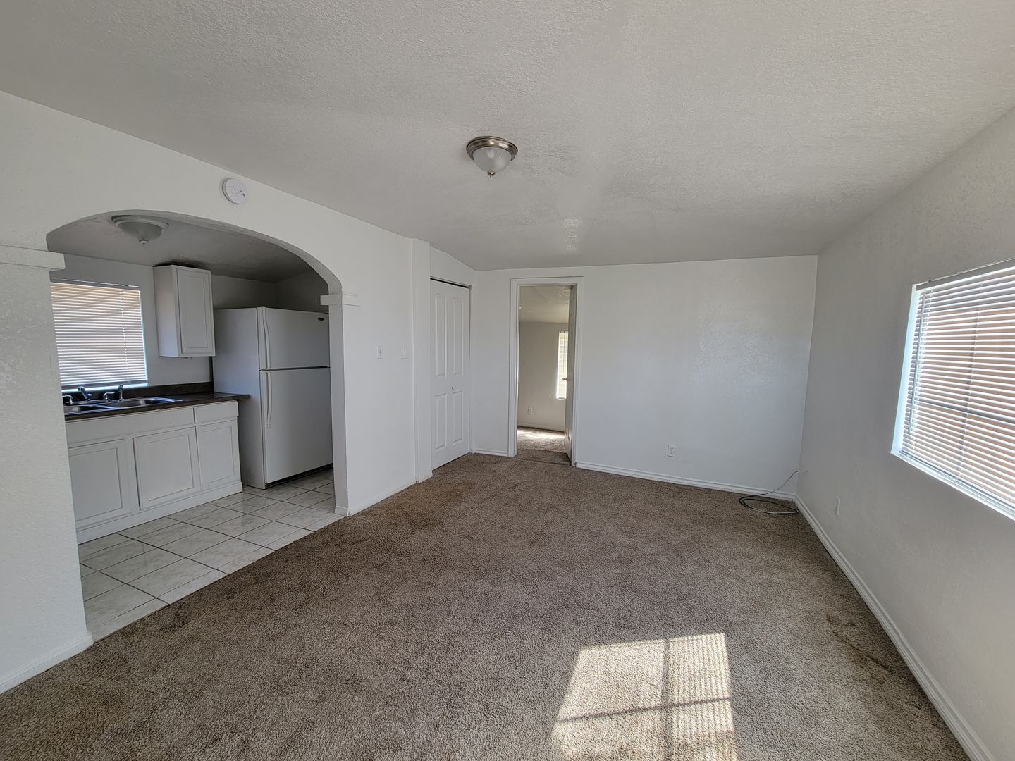 684 W Heil Ave Unit B, El Centro, CA 92243 - Room for Rent in El Centro ...