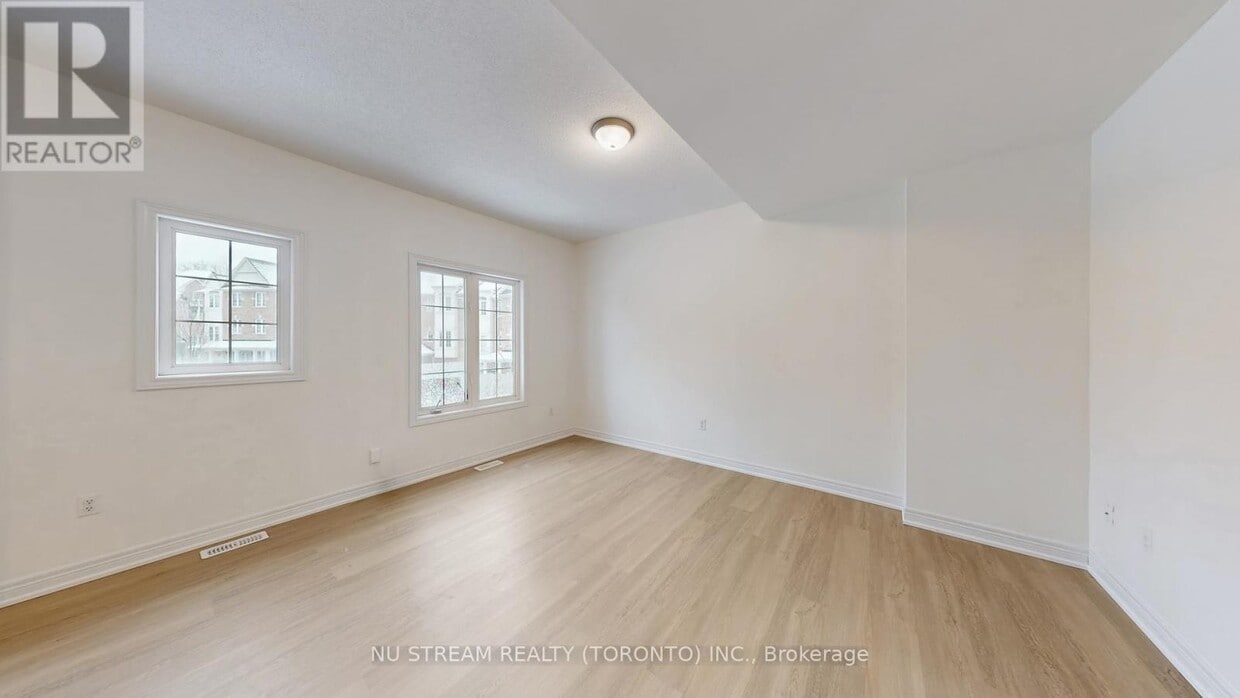 15 Old Colony Rd, Richmond Hill, ON L4E 4L5 - Maison de Ville à Louer à ...