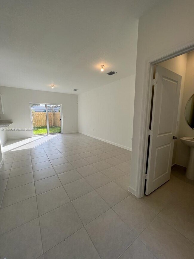 11832 NW 46th St, Coral Springs, FL 33076 - Townhome Rentals in Coral ...