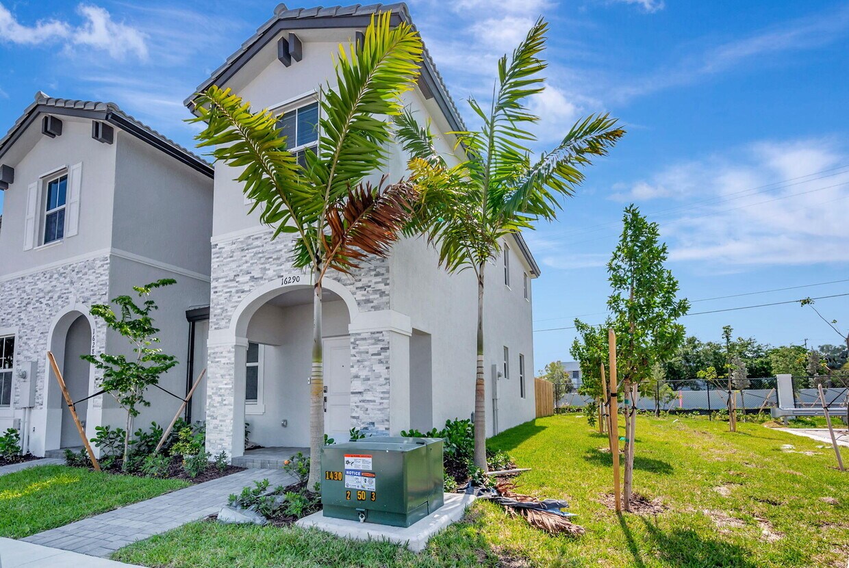 16290 SW 293rd St, Homestead, FL 33033 - Townhome Rentals in Homestead FL | Apartments.com