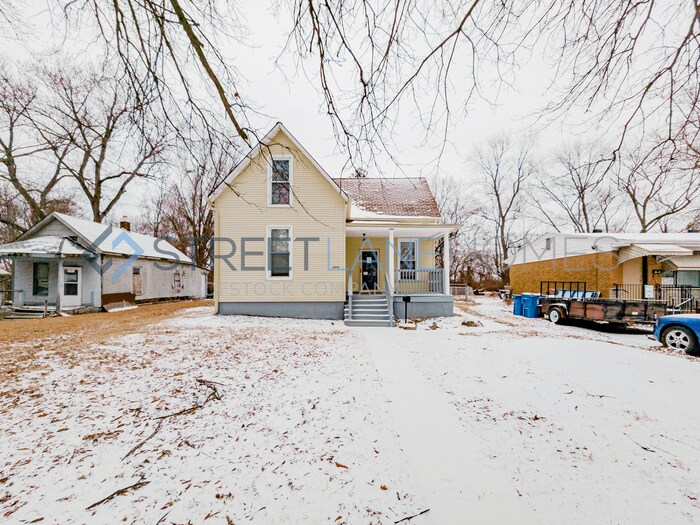 8912 Huiskamp Ave, Jennings, MO 63136 - House Rental in Jennings, MO ...