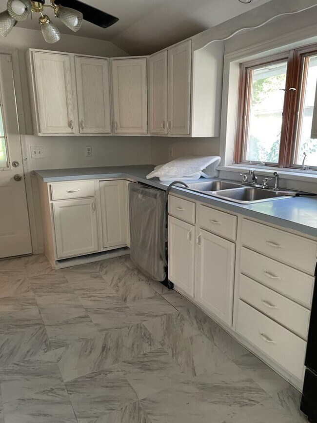 87 Cooper St, Pringle, PA 18704 - House Rental in Pringle, PA ...