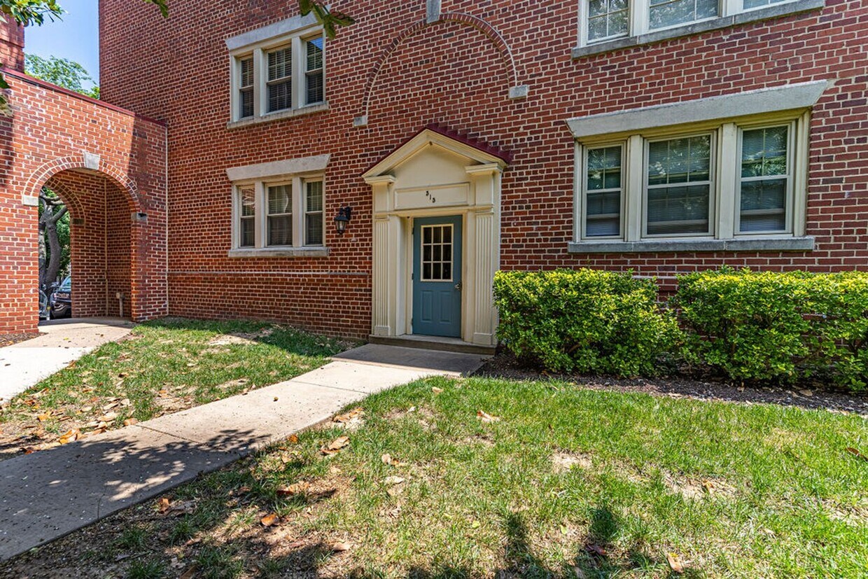 515 Bashford Ln, Alexandria, VA 22314 - House Rental in Alexandria, VA ...