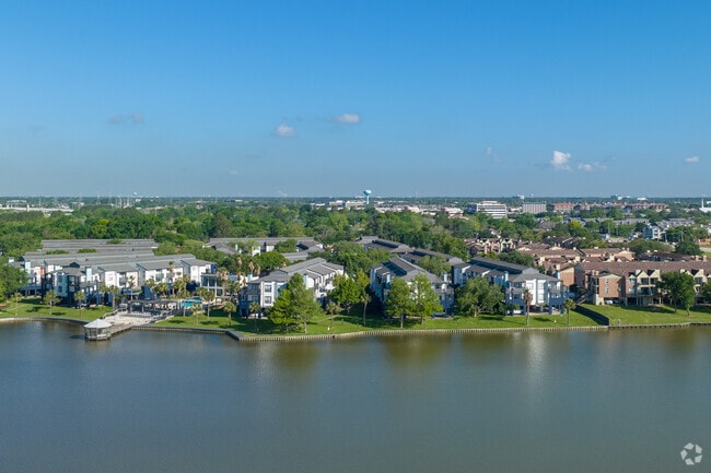The Pearce on the Lake - Apartments in Houston, TX | Apartments.com