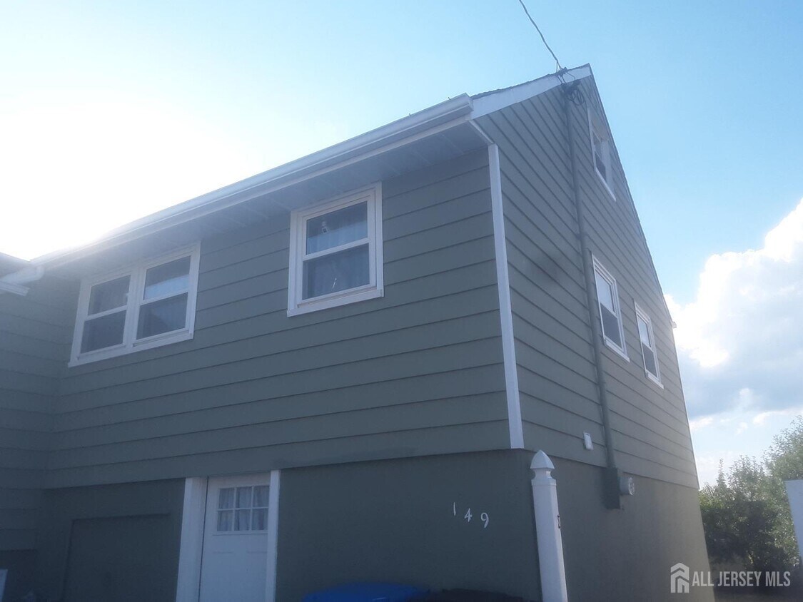 149 Isabelle St, Metuchen, NJ 08840 - House Rental in Metuchen, NJ ...