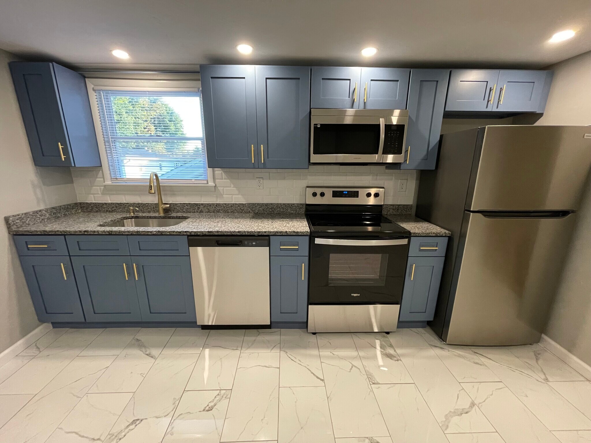 118 E Elm St Unit Newly Renovated 1 Bed 2F, Dunmore, PA 18512 - 118 E ...