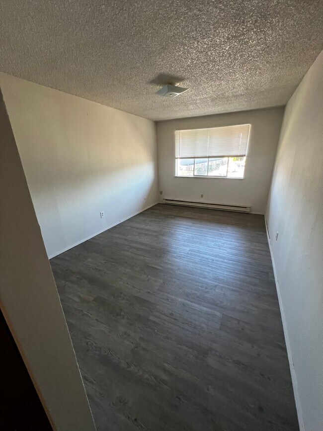 211 N 21st St Unit 6, Mount Vernon, WA 98273 - Room for Rent in Mount ...