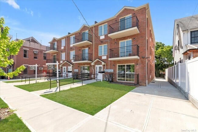 19624 91st Ave Unit 2nd Fl, Queens, NY 11423 - Room for Rent in Queens ...