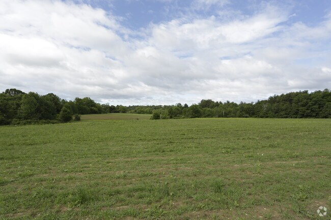 Lonvale Gardens Rentals - Amesbury, MA | Apartments.com