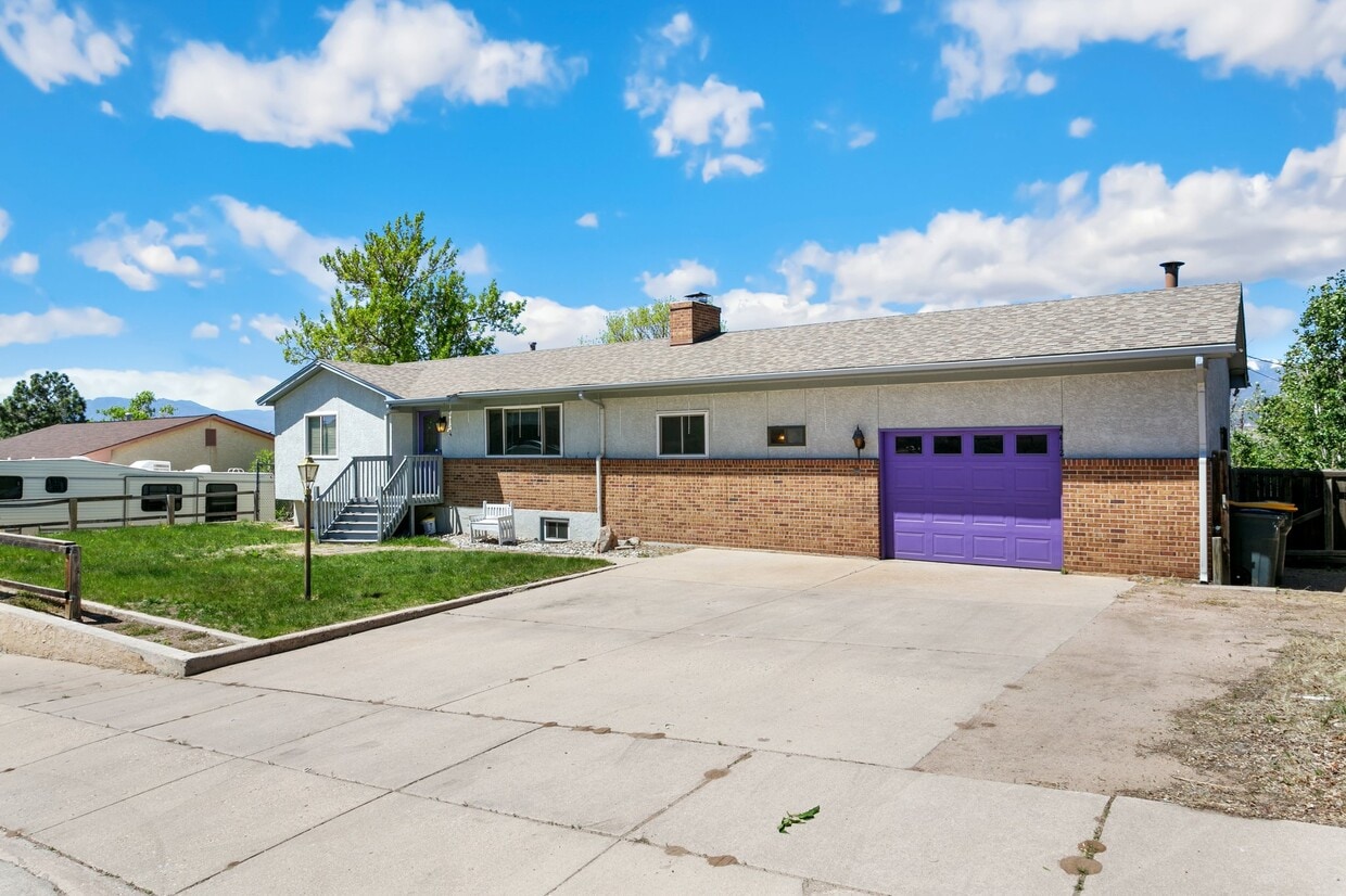 4412 Binkerd Dr, Colorado Springs, CO 80907 - House Rental in Colorado ...