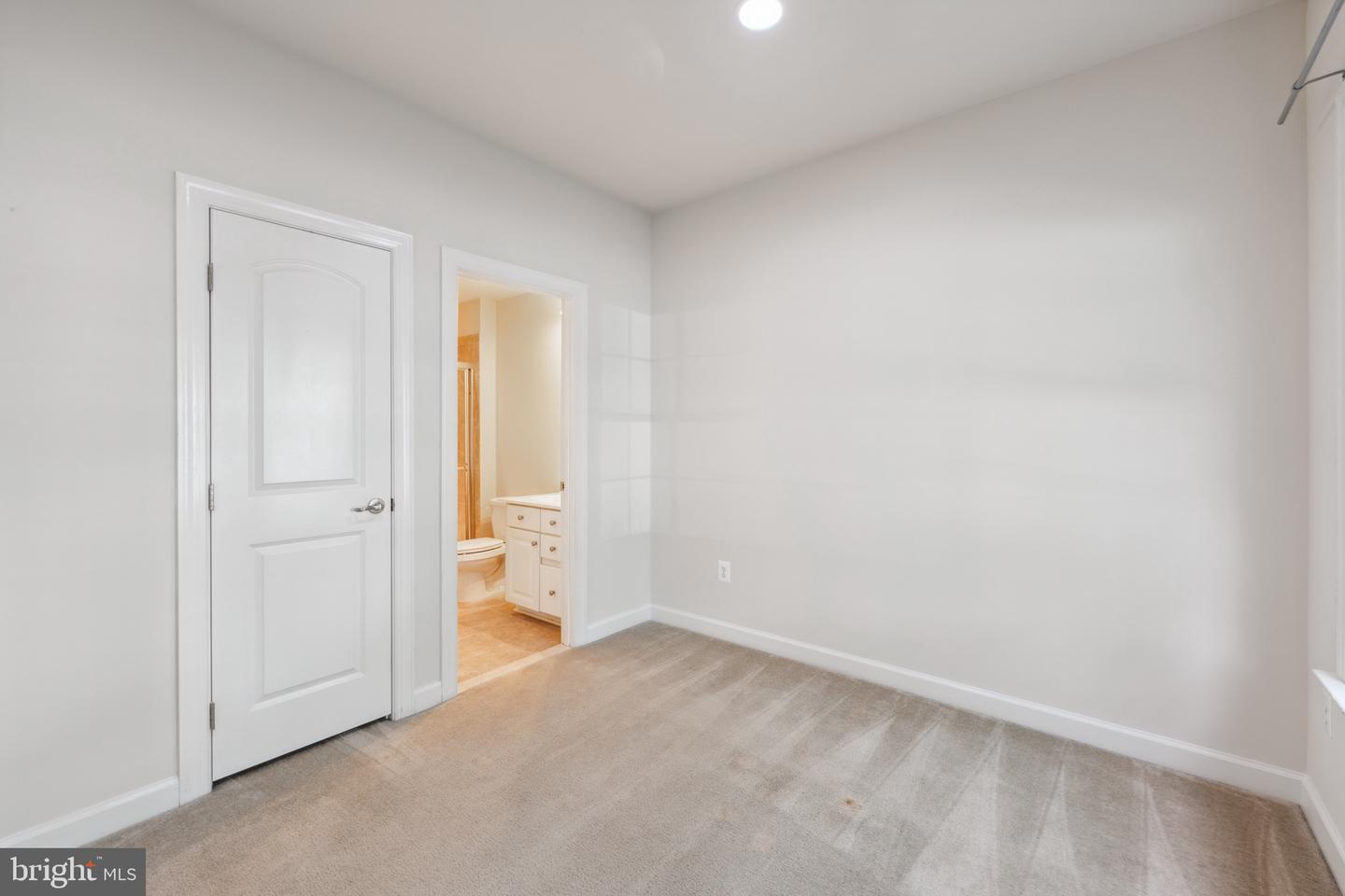 13222 Cloppers Mill Dr, Germantown, MD 20874 - Townhome Rentals in ...