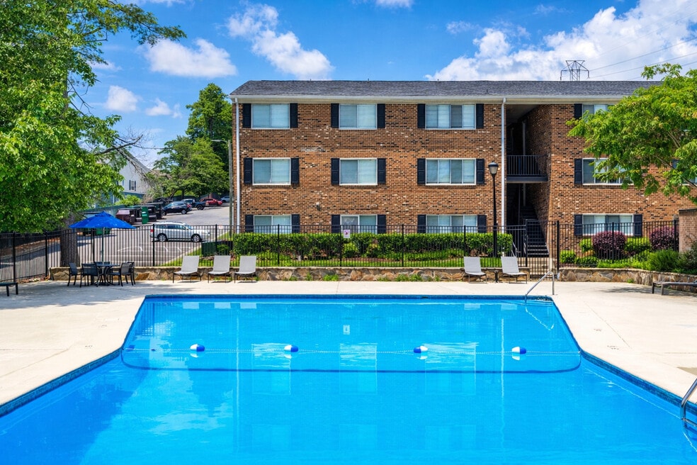 Apartments For Rent Near Duke University - Durham, NC