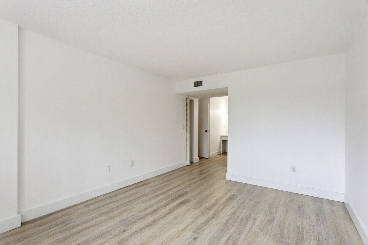 4354 NW 9th Ave Unit 13-3d, Pompano Beach, FL 33064 - Condo for Rent in ...