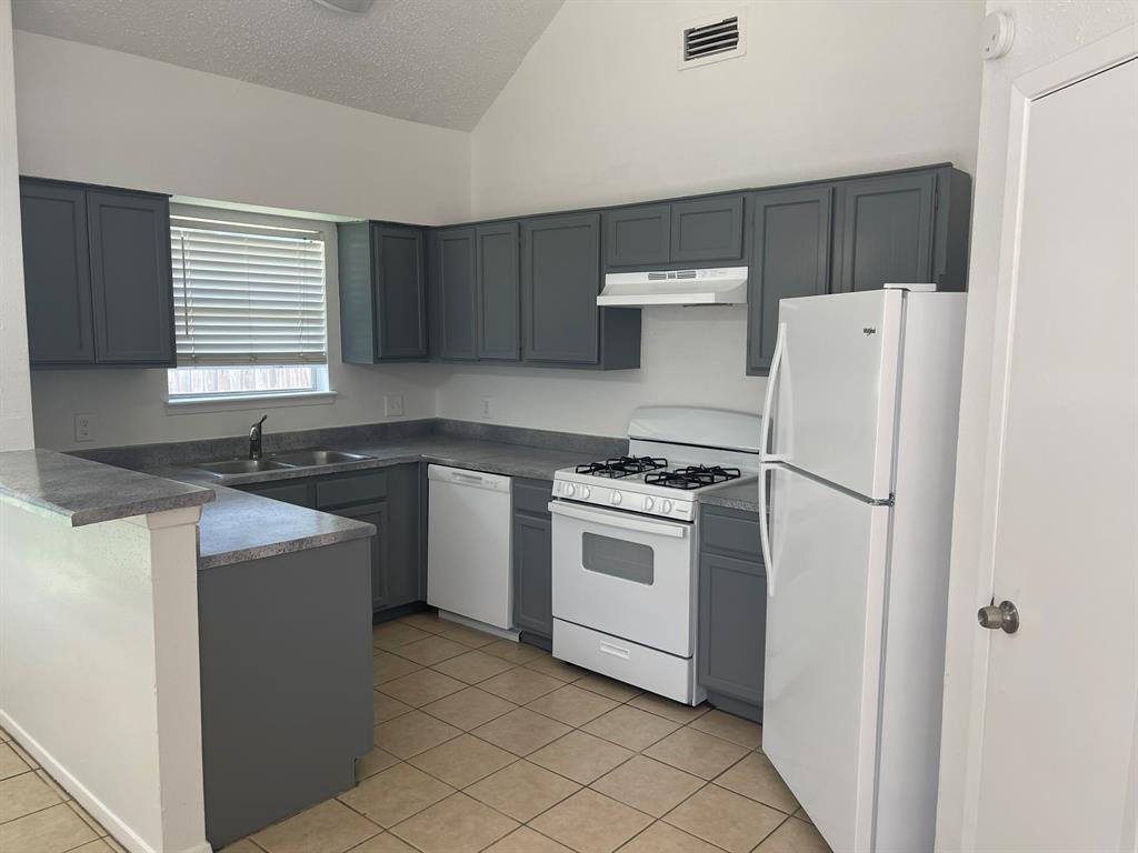 8535 Grand Knolls Dr, Houston, TX 77083 - House Rental in Houston, TX | Apartments.com