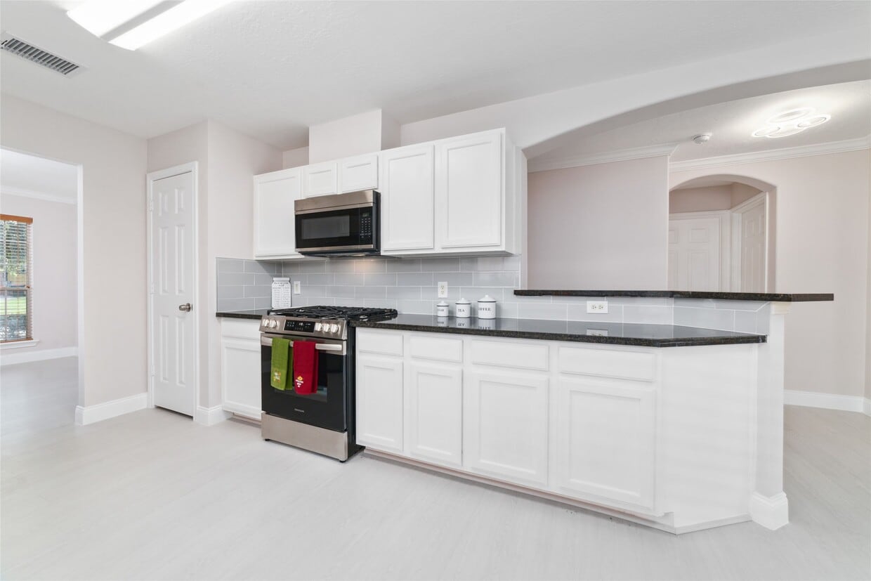 8330 Malin Ct, Houston, TX 77083 - House Rental in Houston, TX ...