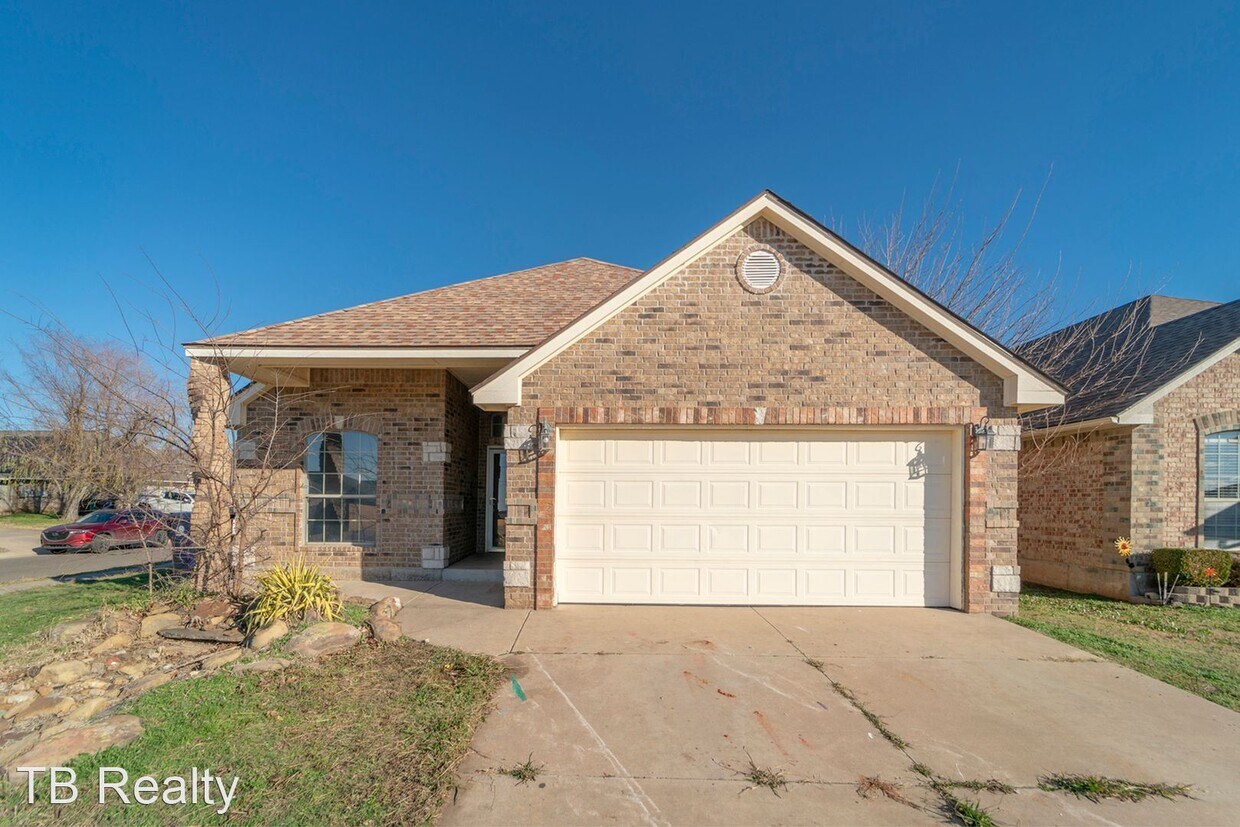 11228 N University Ave, Oklahoma City, OK 73114 - House Rental in ...