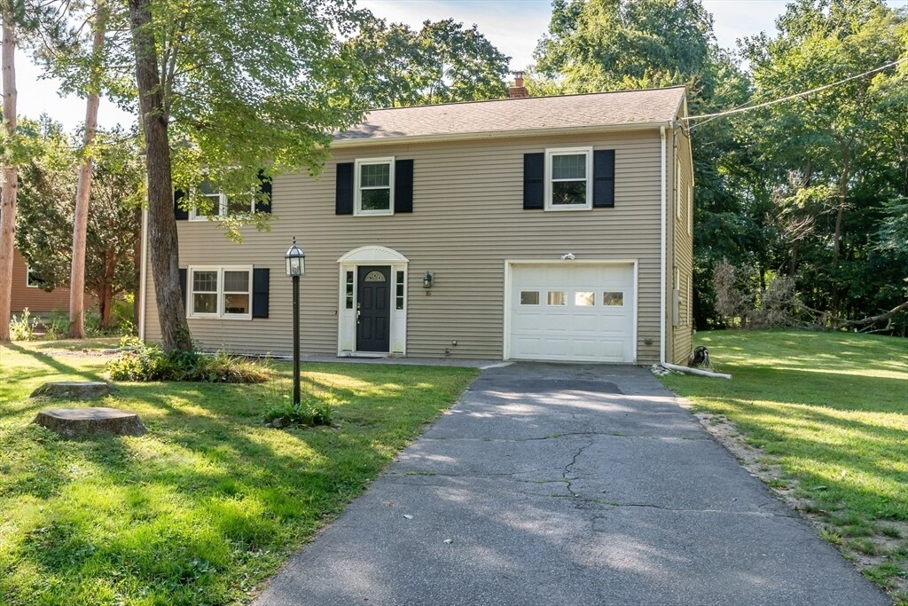 15 Colonial Rd, Medway, MA 02053 - House Rental in Medway, MA ...