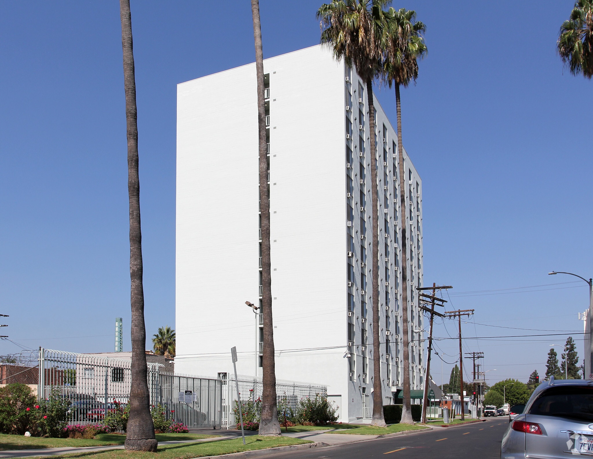 The Good Shepherd Manor - 4411 11th Ave Los Angeles, CA 90043 ...