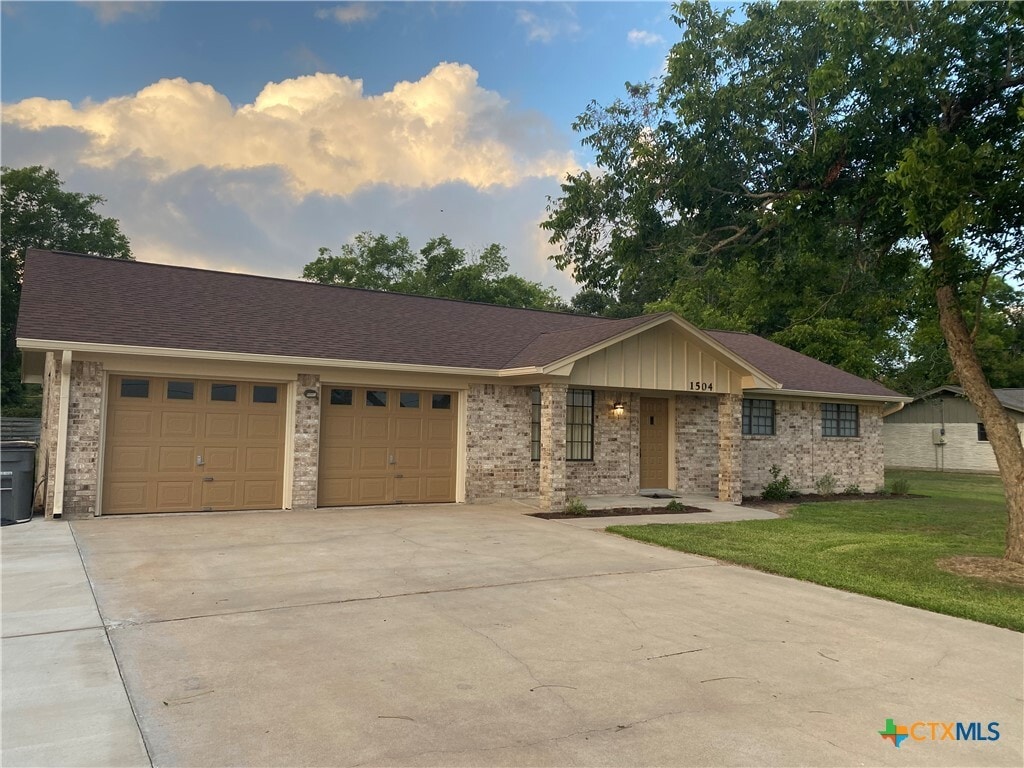 1504 Mallette Dr, Victoria, TX 77904 - House Rental in Victoria, TX ...